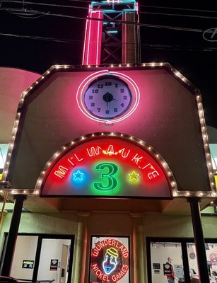 MILWAUKIE CINEMA & WUNDERLAND - 19 Photos & 64 Reviews - 11011 SE Main ...