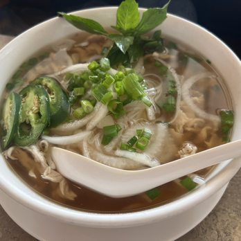 LAI THAI KITCHEN - 174 Photos & 197 Reviews - 1621 Leonard St NE, Grand ...