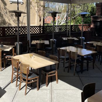 DAR RESTAURANT AND BAR - Updated 2024 - 75 Photos & 41 Reviews - 11 ...