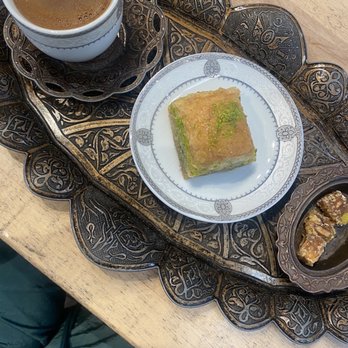 OROMO CAFE - 384 Photos & 273 Reviews - 4703 N Lincoln Ave, Chicago ...