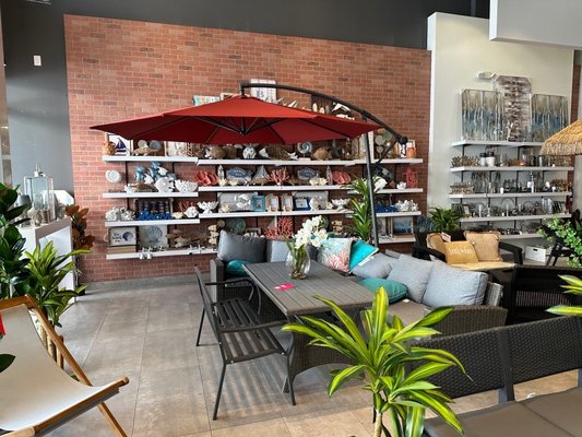 ALISS - Updated June 2025 - 48 Photos & 23 Reviews - 118 SE 1st St ...