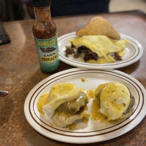 KK’S CAFE & CAKERY - Updated May 2025 - 43 Photos & 65 Reviews - 905 ...