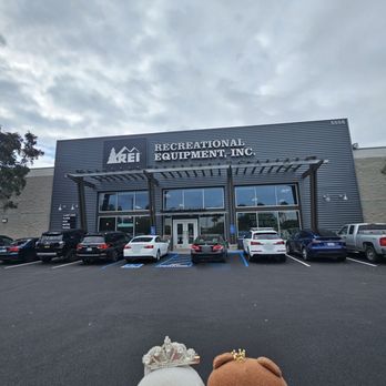 REI - Updated December 2025 - 310 Photos & 585 Reviews - 5556 Copley Dr ...
