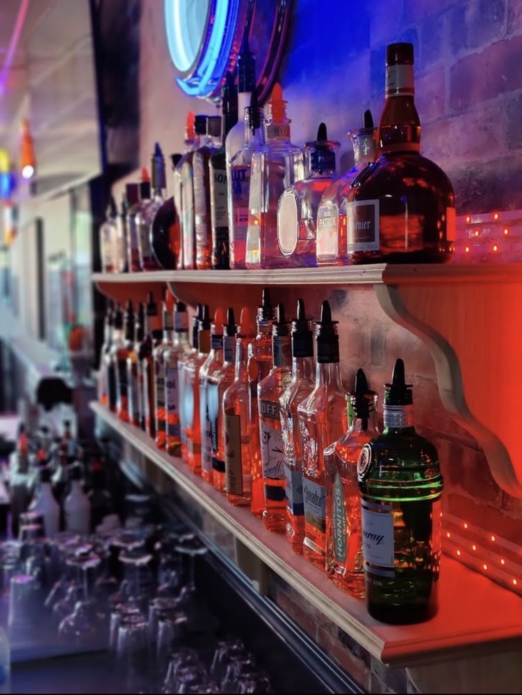 ROUNDERS162 - Updated December 2025 - 16353 SE Division St, Portland ...