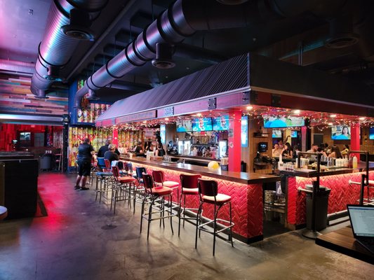 TIN ROOF - Updated May 2025 - 84 Photos & 76 Reviews - 219 S Andrews ...
