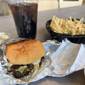 SALT BURGERS + FRIES - 143 Photos & 99 Reviews - 1920 W North Ave ...