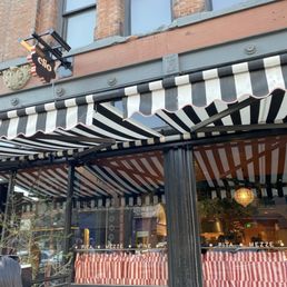 CLIO - Updated October 2025 - 792 Photos & 242 Reviews - 1202 Howard St ...