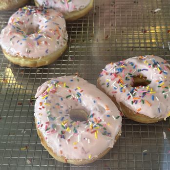 VEGAS DONUTS - Updated January 2026 - 62 Photos & 19 Reviews - 4003 ...