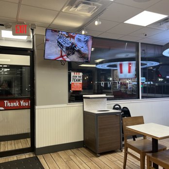 KFC - Updated December 2025 - 12 Reviews - 1000 Blue Hills Ave ...