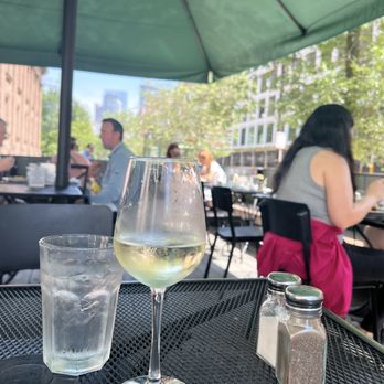 PARISH CAFE & BAR - Updated July 2025 - 961 Photos & 1638 Reviews - 361 ...