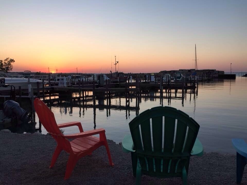 HIDDEN BEACH - Updated June 2024 - 24 Reviews - 530 Hidden Beach Rd ...