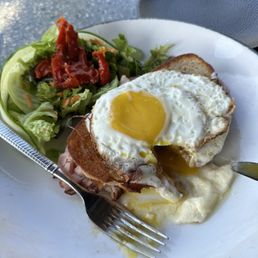 BETWEEN THE TREES - Updated September 2025 - 350 Photos & 142 Reviews ...