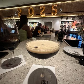 FLEMING’S PRIME STEAKHOUSE & WINE BAR - Updated August 2025 - 1071 ...
