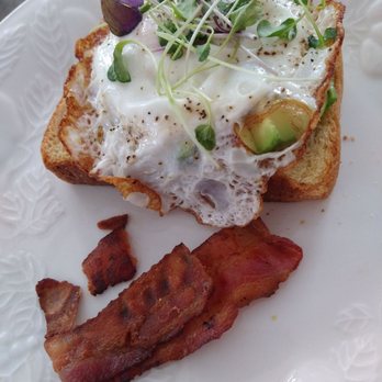 DAILY PROJECTS CAFE & EATERY - Updated October 2024 - 214 Photos & 291 ...