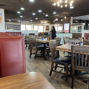 MR. STACKS MELROSE PARK - Updated June 2024 - 65 Photos & 75 Reviews ...