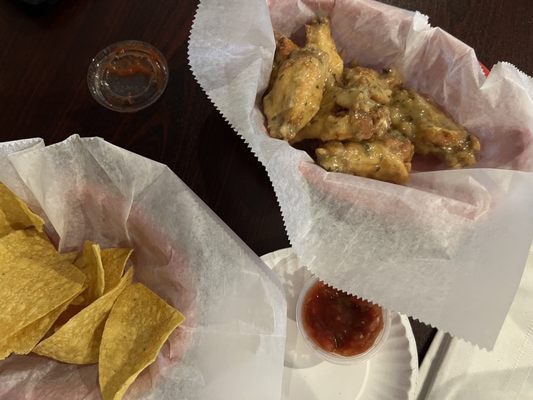 CHOPOS NORTHSIDE BAR - Updated December 2025 - 18 Photos & 32 Reviews ...