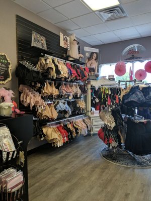 THE BRA BOX - 13 Photos & 84 Reviews - 6423 Blanco Rd, San Antonio, TX ...