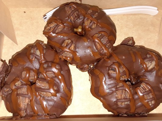 COWBOY DONUTS - Updated August 2025 - 51 Photos & 94 Reviews - 1573 ...