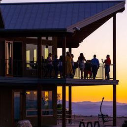 RUBY 360 LODGE - Updated October 2025 - 64 Photos - 301 N Mountain View ...