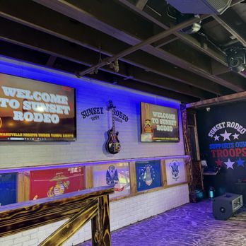 SUNSET RODEO - Updated December 2025 - 13 Photos - 302 S Howard Ave ...