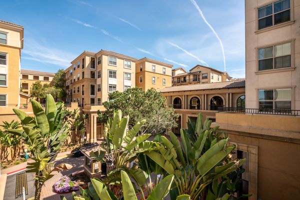 PACIFIC RIDGE APARTMENTS - Updated April 2025 - 252 Photos & 160 ...