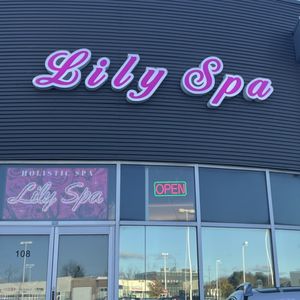 QQ SPA - Updated August 2025 - 10 East Wilmot Street, Richmond Hill ...