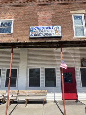 CHESTNUT FAMILY RESTAURANT - Updated October 2025 - 104 East Olive St ...