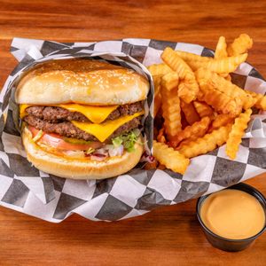 SHAKE SHACK - Updated September 2025 - 84 Photos & 30 Reviews - 911 ...
