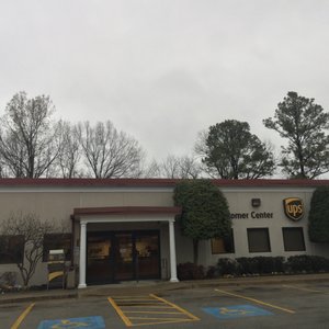 FEDEX OFFICE SHIP CENTER - Updated December 2025 - 1016 W Poplar Ave ...