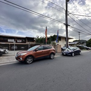 AUTO Z HAWAII - Updated May 2025 - 14 Reviews - 609 Waiakamilo Rd ...