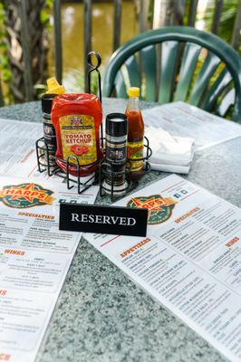 HARPS AMERICAN PUB & GRILL - Updated December 2025 - 227 Photos & 142 ...