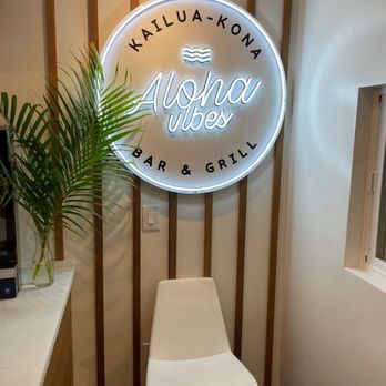 ALOHA VIBES - 101 Photos & 40 Reviews - 75-5744 Alii Dr, Kailua-Kona ...