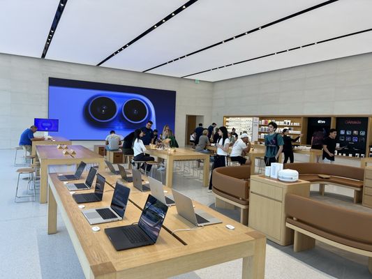 APPLE IRVINE SPECTRUM CENTER - Updated December 2025 - 241 Photos & 794 ...