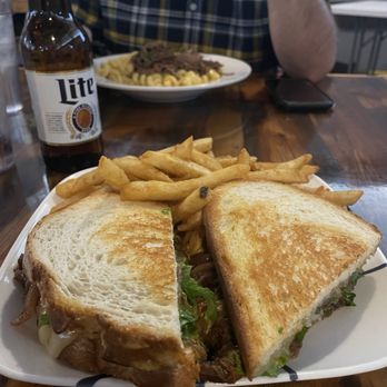 HOPPY PIG - Updated December 2025 - 135 Photos & 206 Reviews - 135 N ...