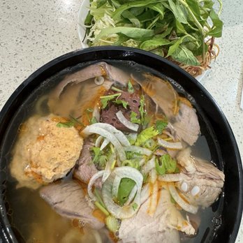 HUE KITCHEN - Updated October 2024 - 367 Photos & 126 Reviews - 413 N ...