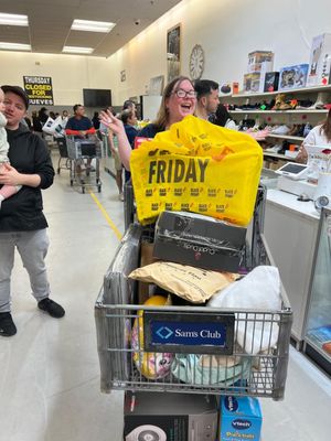 BLACK FRIDAY DAILY DEALS - Updated December 2025 - 17 Photos - 1200 ...