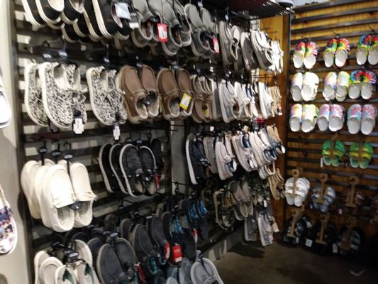 TYLER’S - Updated June 2024 - 67 Photos & 36 Reviews - 7434 N Lamar ...