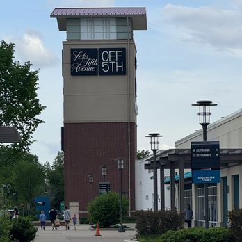 CHICAGO PREMIUM OUTLETS - Updated September 2025 - 424 Photos & 420 Reviews - 1650 Premium ...