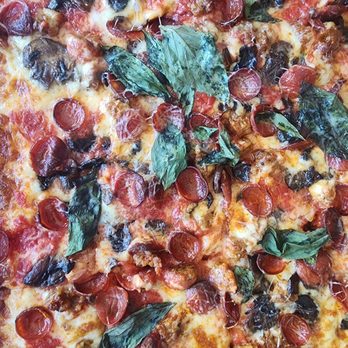 ANGELO’S PIZZERIA - Updated April 2025 - 1590 Photos & 1066 Reviews ...