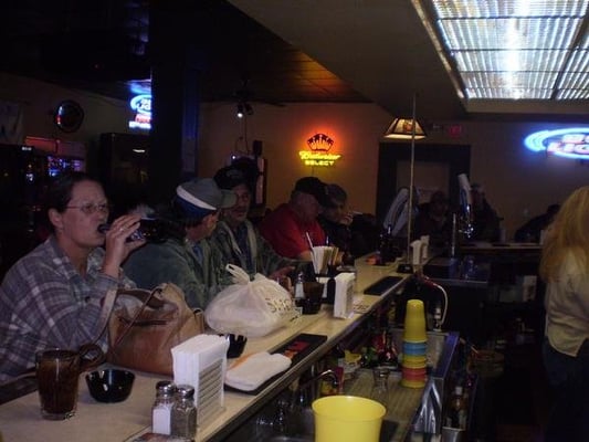 BULLDOG’S BAR & GRILL - Updated December 2025 - 301 Nebraska St ...