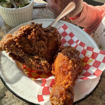 LEON’S FINE POULTRY AND OYSTERS - Updated April 2025 - 2171 Photos ...