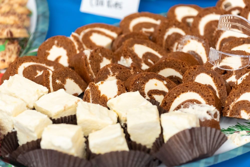 ROLLOVER BAKERY - Updated October 2025 - 44 Photos & 12 Reviews - 811 ...