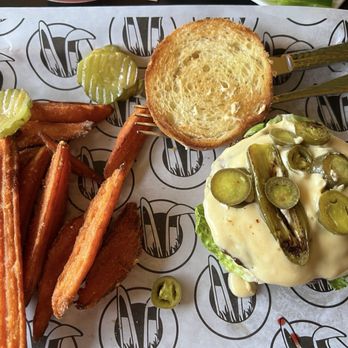 RABBIT HOLE TAVERN - Updated July 2025 - 35 Photos & 33 Reviews - 284 ...