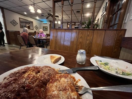 PATH VALLEY FAMILY RESTAURANT - Updated December 2025 - 32 Photos & 46 ...