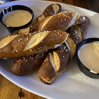 THE RUSTY KEG TAVERN - Updated December 2025 - 61 Photos & 77 Reviews ...