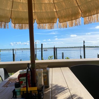 HIDDEN TREASURE RUM BAR & GRILL - Updated December 2024 - 666 Photos ...