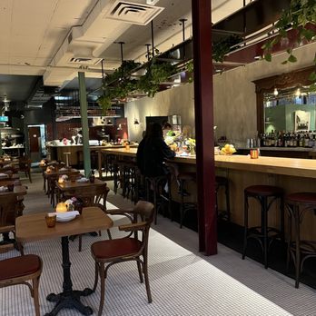 GIULIA - Updated January 2026 - 15 Photos & 12 Reviews - 350 Elgin ...