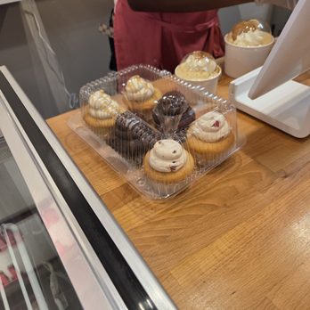 THE SWEET LIFE BAKESHOP - Updated December 2025 - 471 Photos & 405 ...