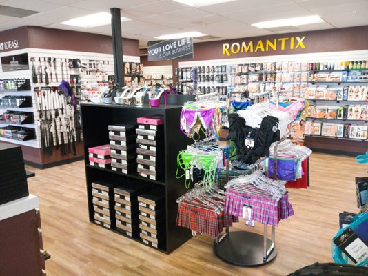 ROMANTIX - Updated October 2024 - 11 Photos - 2015 N 22nd St, Decatur ...