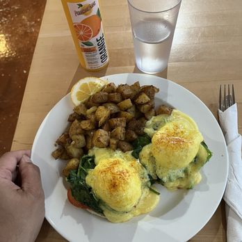 LONGBOTTOM COFFEEHOUSE - Updated April 2025 - 449 Photos & 428 Reviews ...